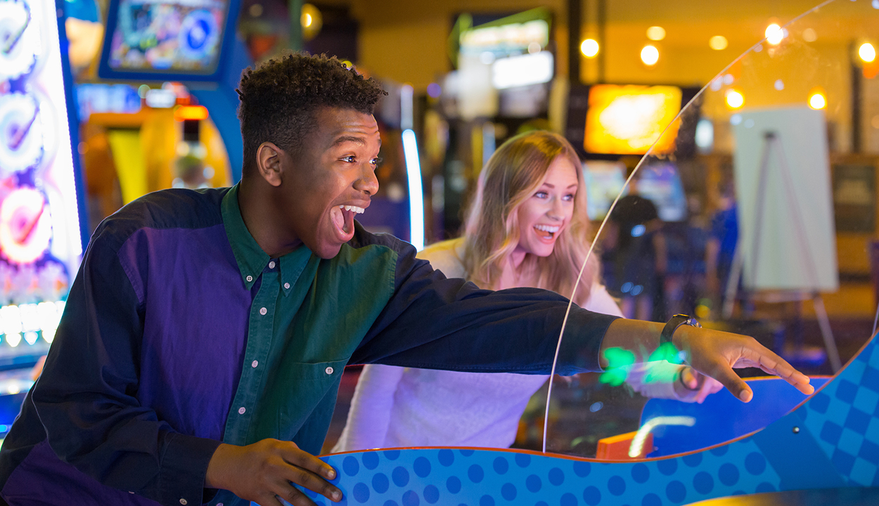 Kids Birthday Parties & Birthday Packages | Stars & Strikes